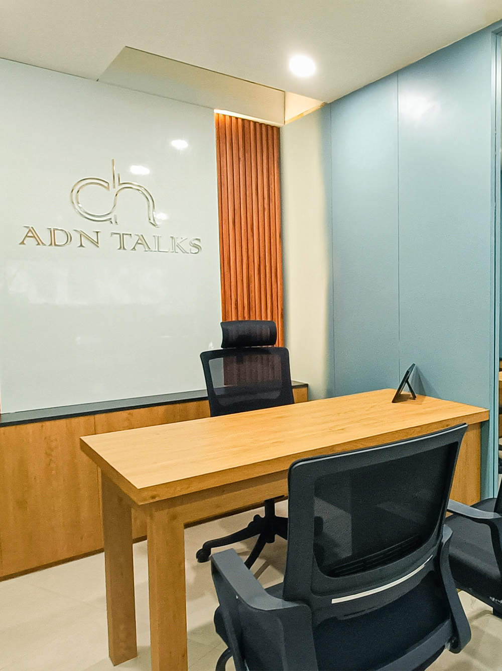 About | ADN TALKS